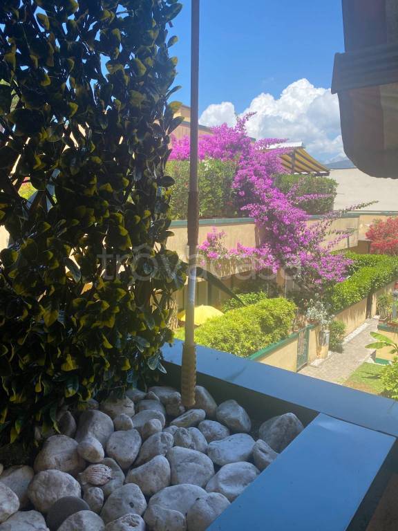 Appartamento in in vendita da privato a Montignoso via San Giuseppe Artigiano, 9