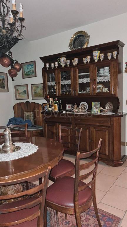 Appartamento in in vendita da privato ad Anzi via San Francesco di Paola, 12