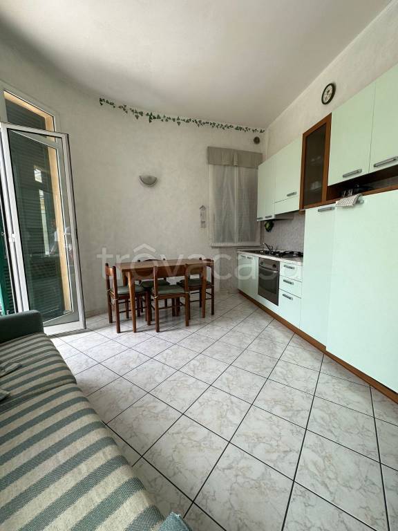 Appartamento in vendita ad Andora via g. Carminati