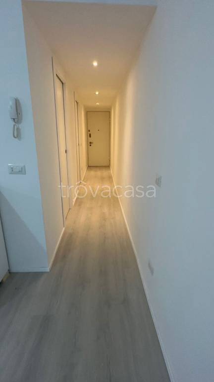 Appartamento in in vendita da privato a Como via Luigi Cadorna, 36