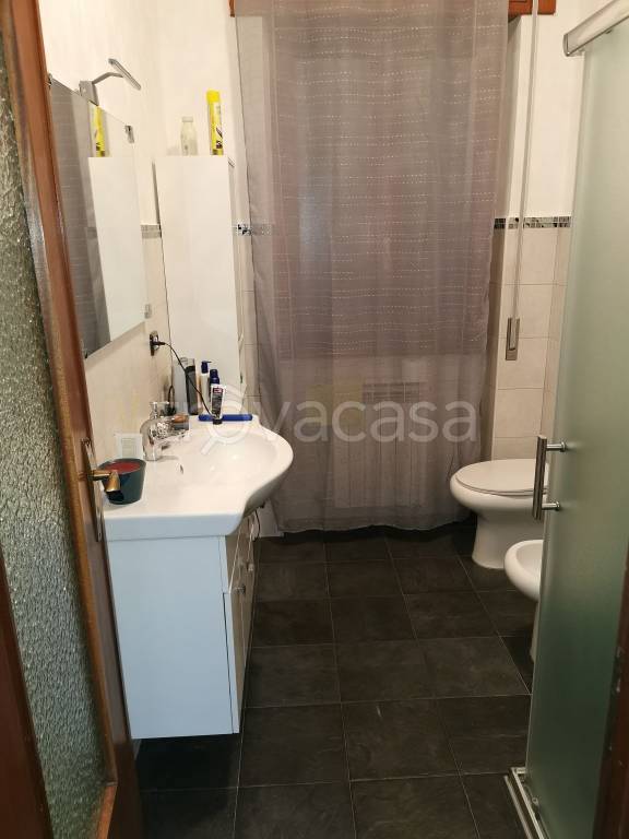 Appartamento in in vendita da privato a Serravalle Scrivia piazza Giacomo Matteotti, 8