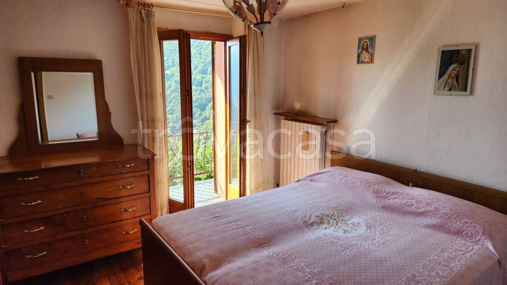 Casa Indipendente in in vendita da privato a Cavargna via Caduti sul Lavoro, 29