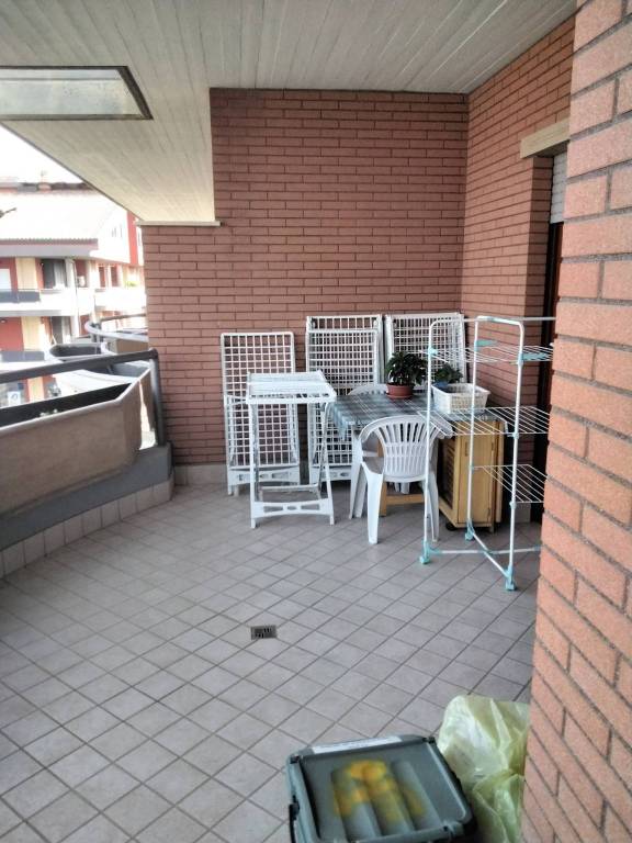 Appartamento in in vendita da privato ad Aprilia via Bucarest