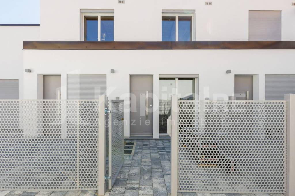 Appartamento in vendita a Bologna via del Pontelungo