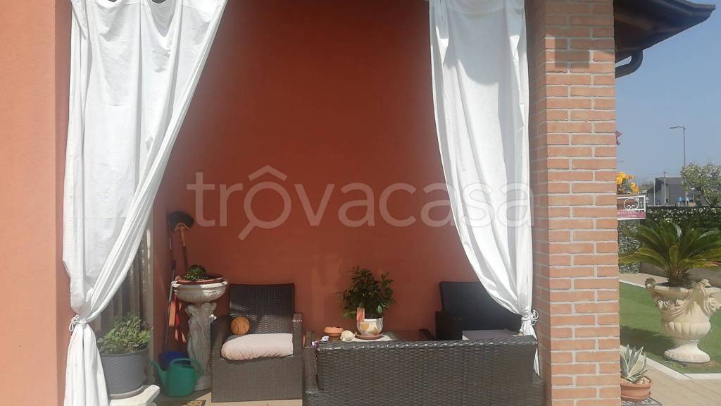 Villa a Schiera in in vendita da privato a Chiari via Europa, 5