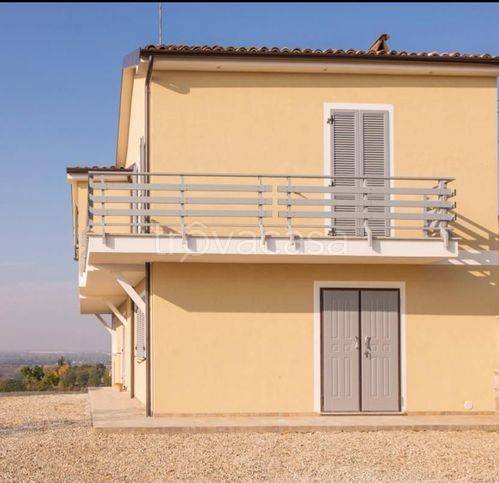 Villa in vendita a Tortona strada Comunale Per Vho