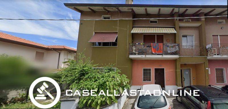 Appartamento all'asta a Fano via Lago Maggiore