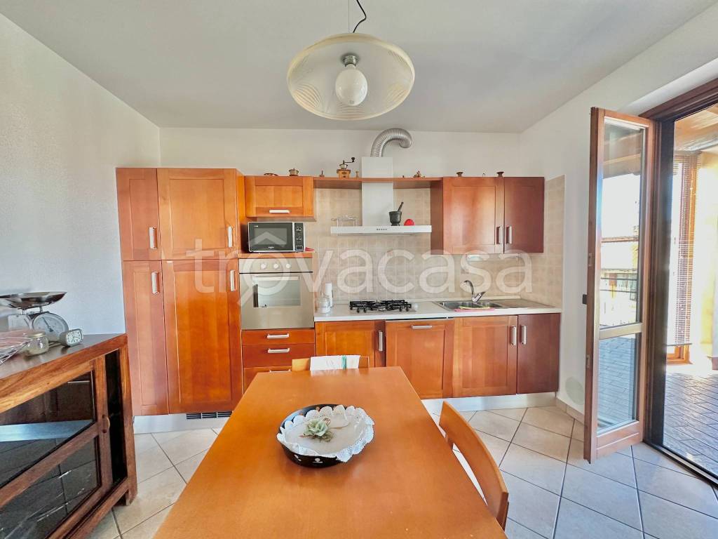 Appartamento in vendita a Borgo Ticino via Filippo Brunelleschi, 1