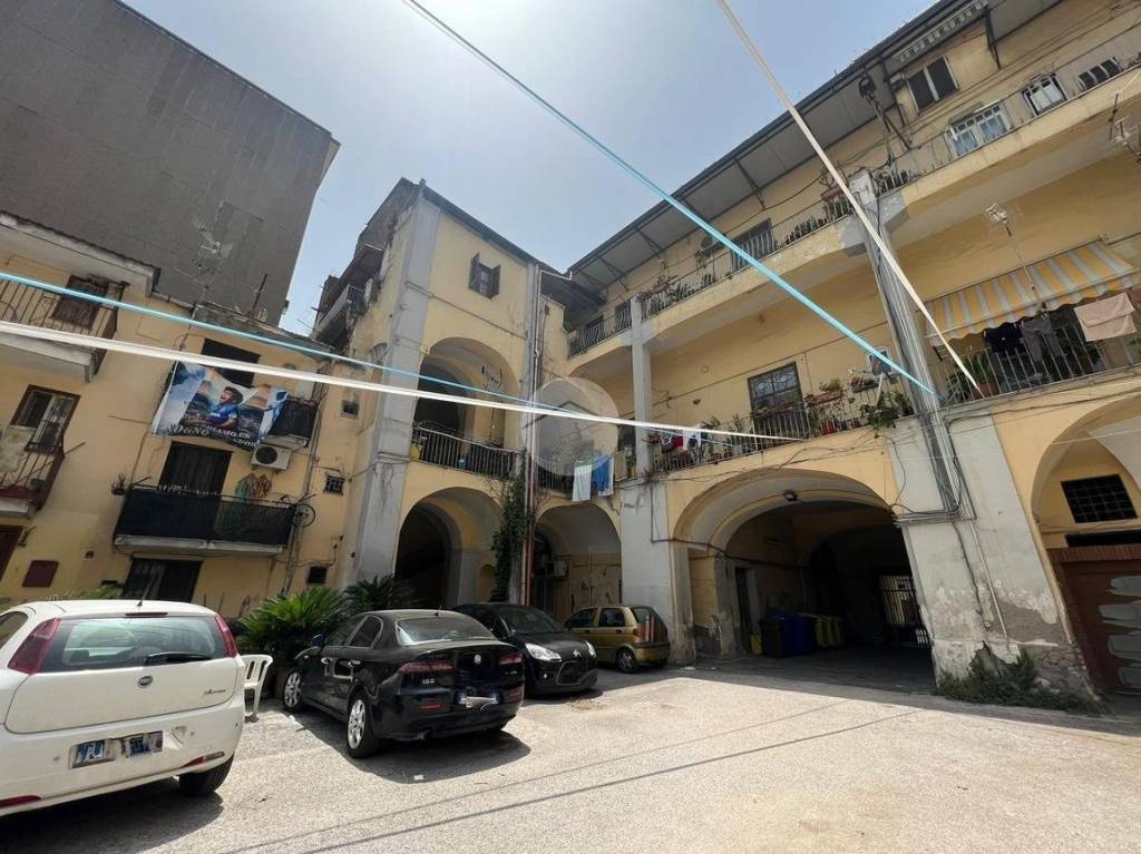 Appartamento in vendita ad Acerra corso italia, 37