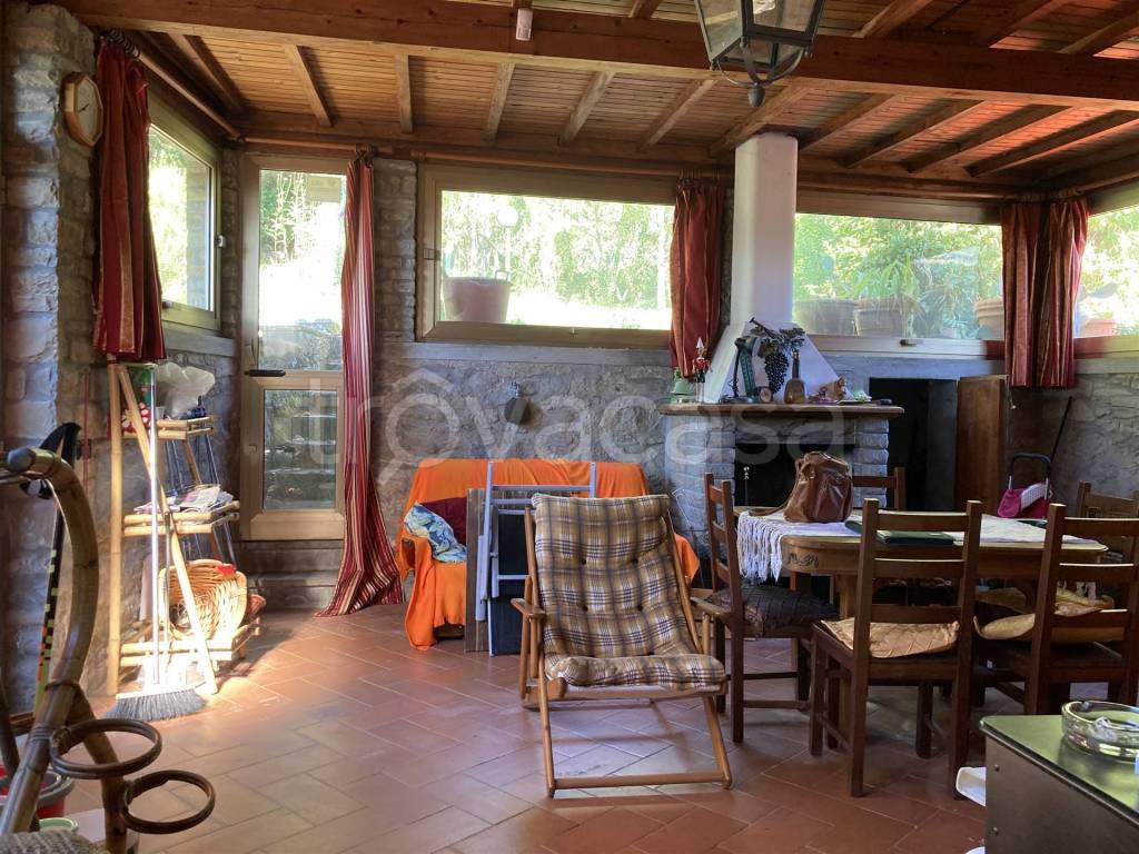 Appartamento in vendita a Borgo San Lorenzo via Luigi Andreani, 11