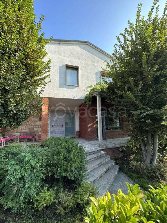 Villa in vendita a Sant'Angelo Lodigiano via Statuto