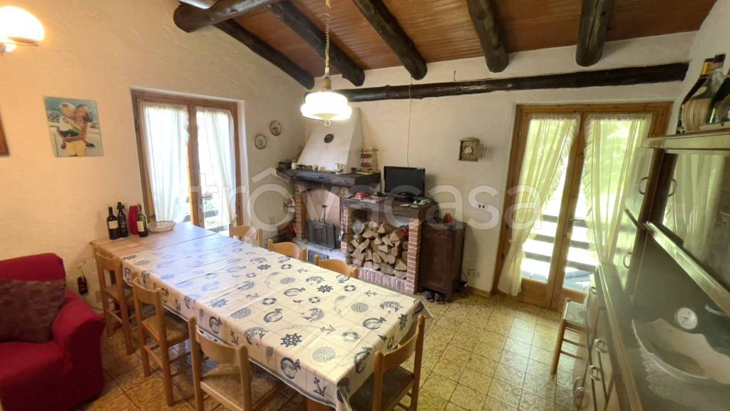 Rustico in vendita a Colorina via Rodolo