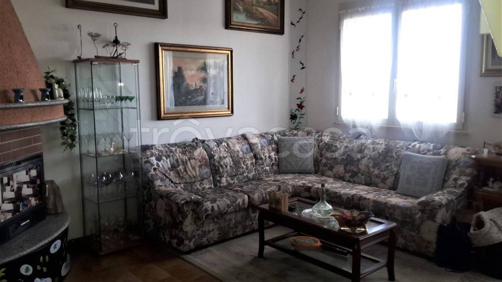 Villa in vendita a Siniscola strada Statale Orientale Sarda