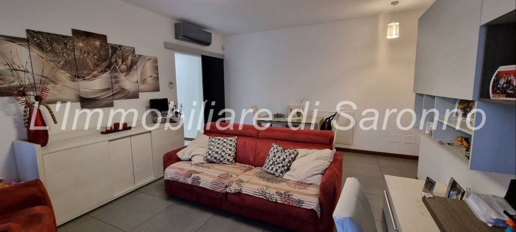 Appartamento in in vendita da privato a Saronno via Giuseppe Parini, 170