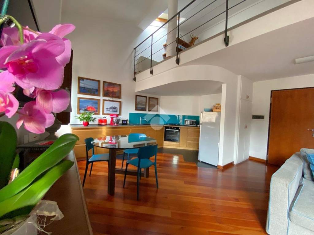 Appartamento in vendita a Viterbo piazza Giuseppe Verdi, 5