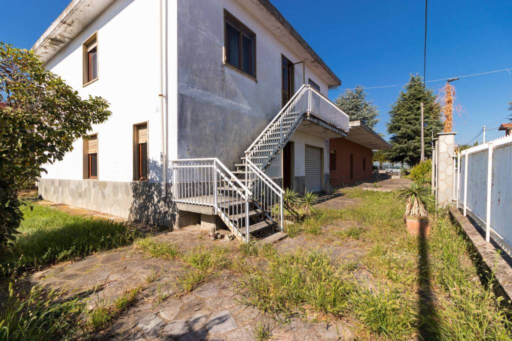 Villa Bifamiliare in vendita a Bruino via Cristoforo Colombo, 6
