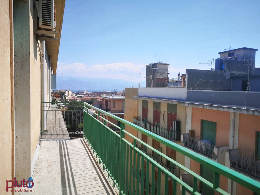 Appartamento in vendita a Messina via Pippo Romeo