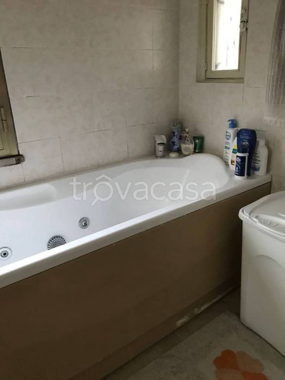 Villa in vendita a Montemarciano via Roma s.n.c