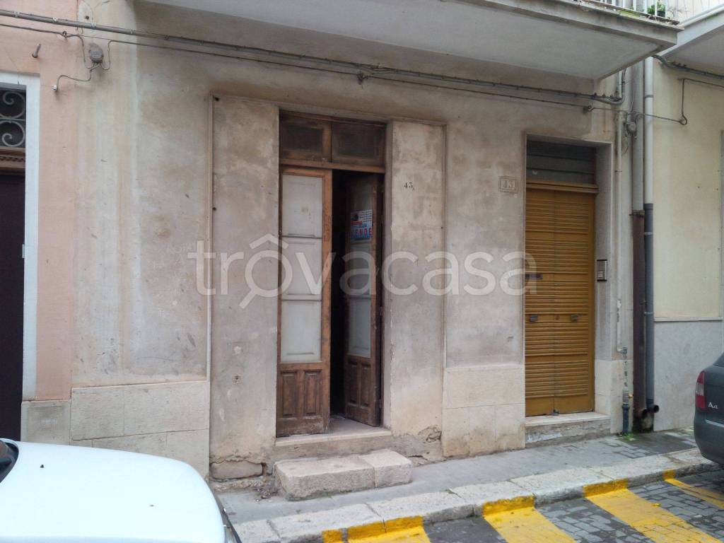 Appartamento in in vendita da privato a Ragusa via Enrico Elia, 43