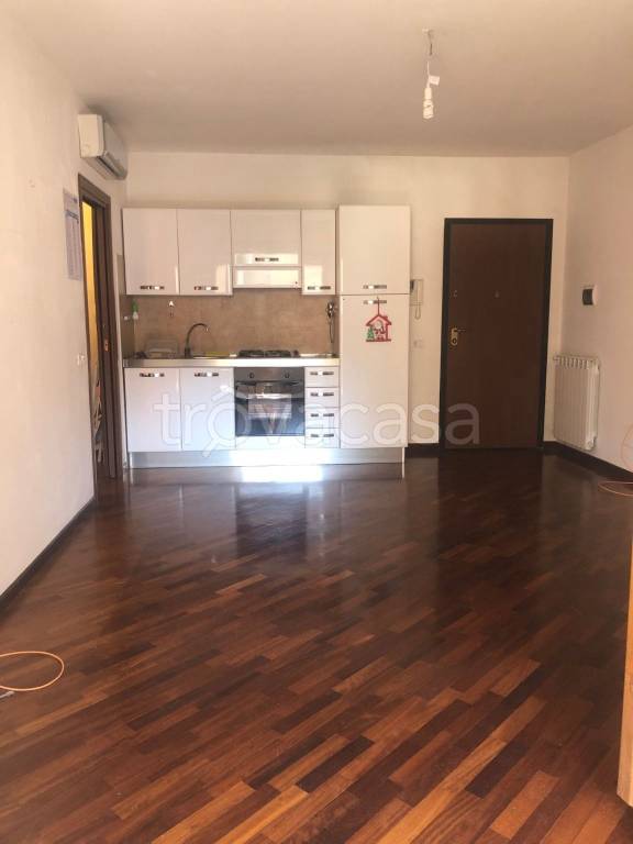 Appartamento in vendita a Latina via Vincenzo Monti