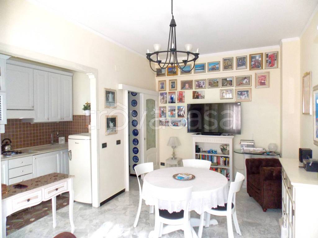 Appartamento in vendita a Genova via Don Vincenzo Minetti