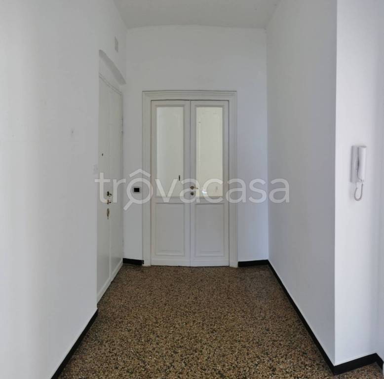 Appartamento in in vendita da privato a Genova salita Multedo, 12
