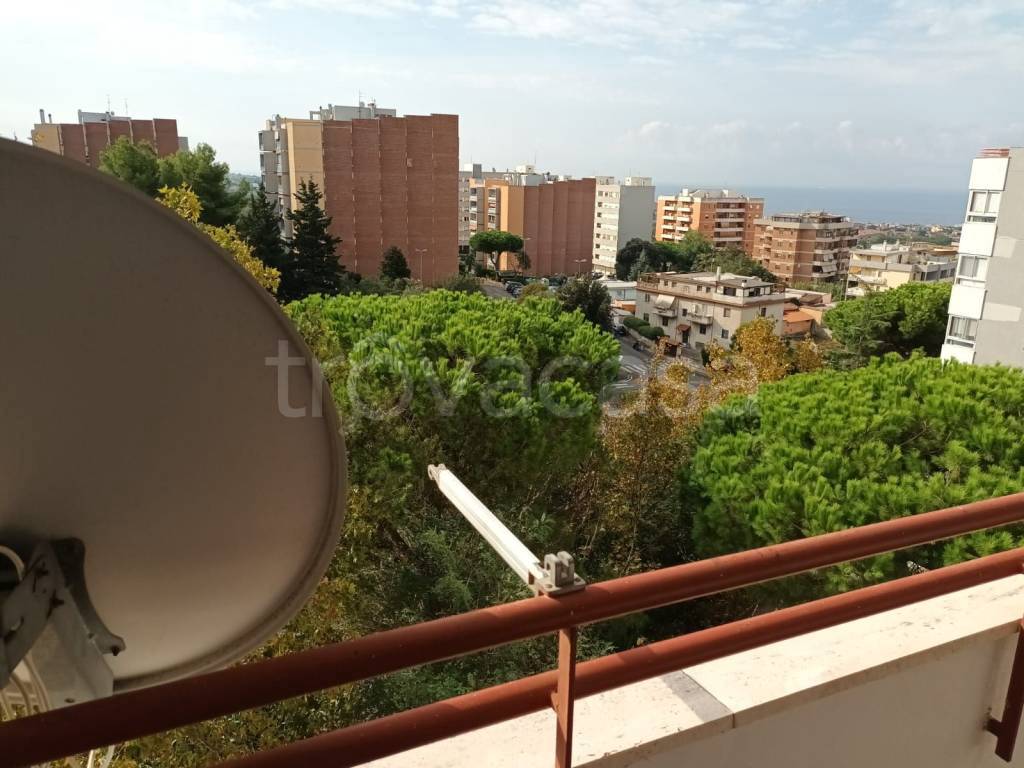 Appartamento in vendita a Civitavecchia via Niccoloso da Recco