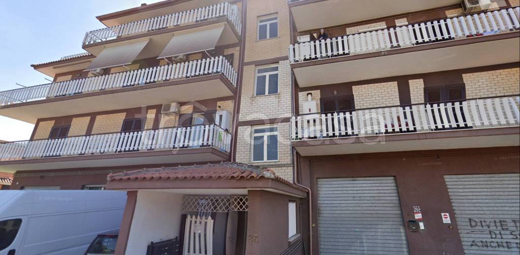 Appartamento in in vendita da privato a Roma via Gadurso, 23