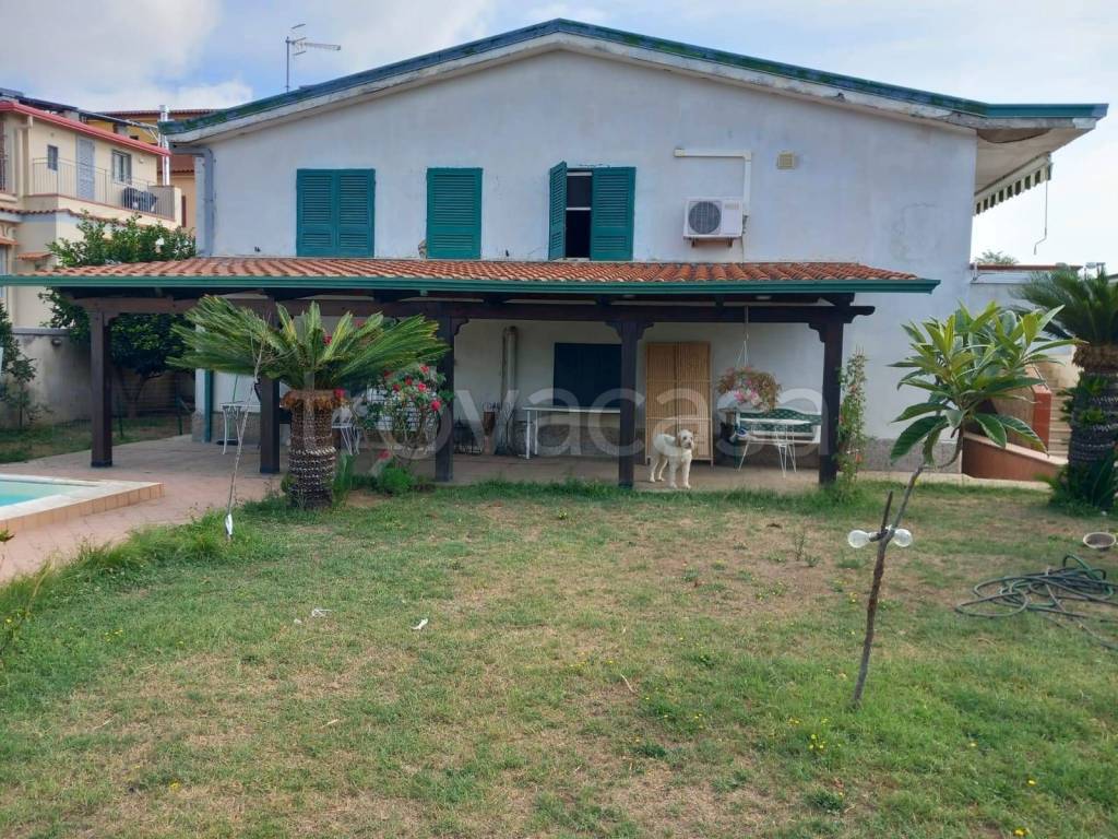 Villa a Schiera in vendita a Giugliano in Campania via Grotta Dell'Olmo, 83