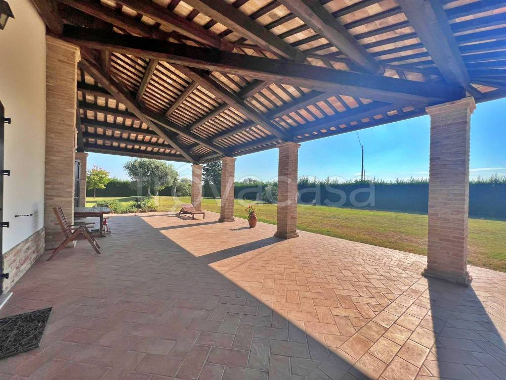 Casale in vendita a Ravenna via Ramona