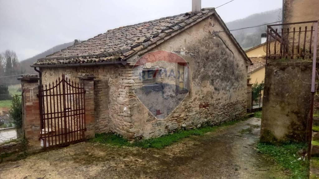 Casa Indipendente in vendita a Cingoli