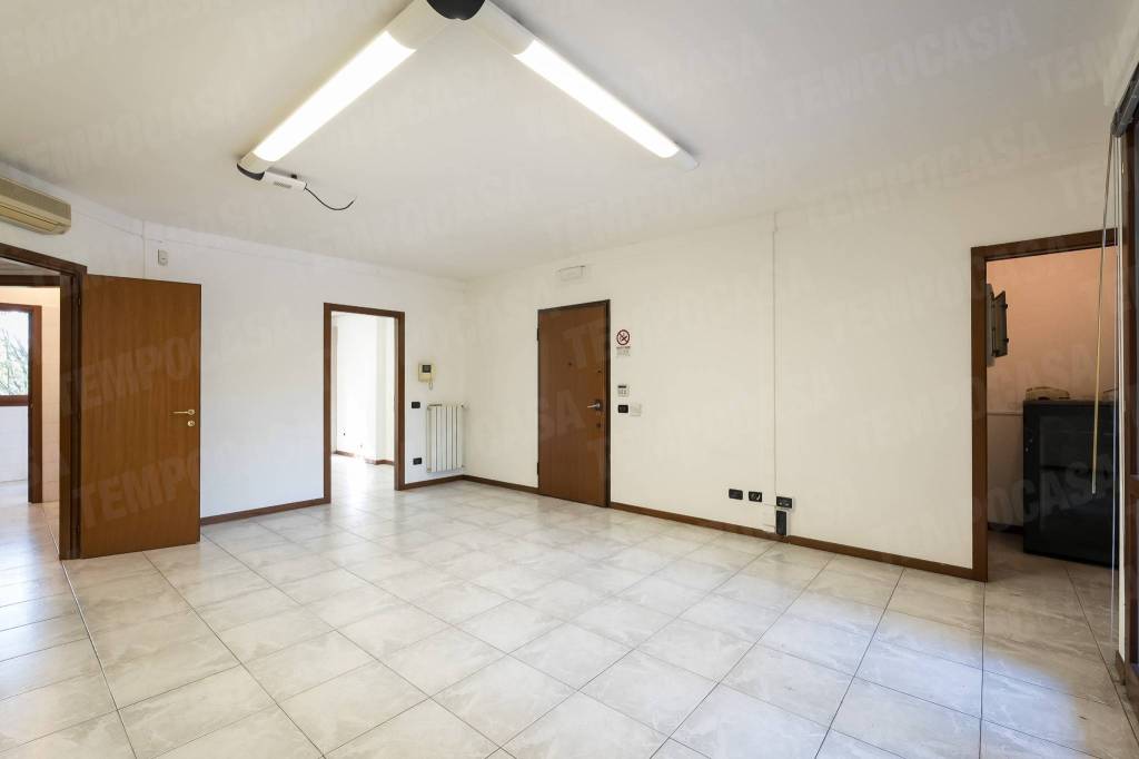 Appartamento in vendita a Mariano Comense corso Brianza