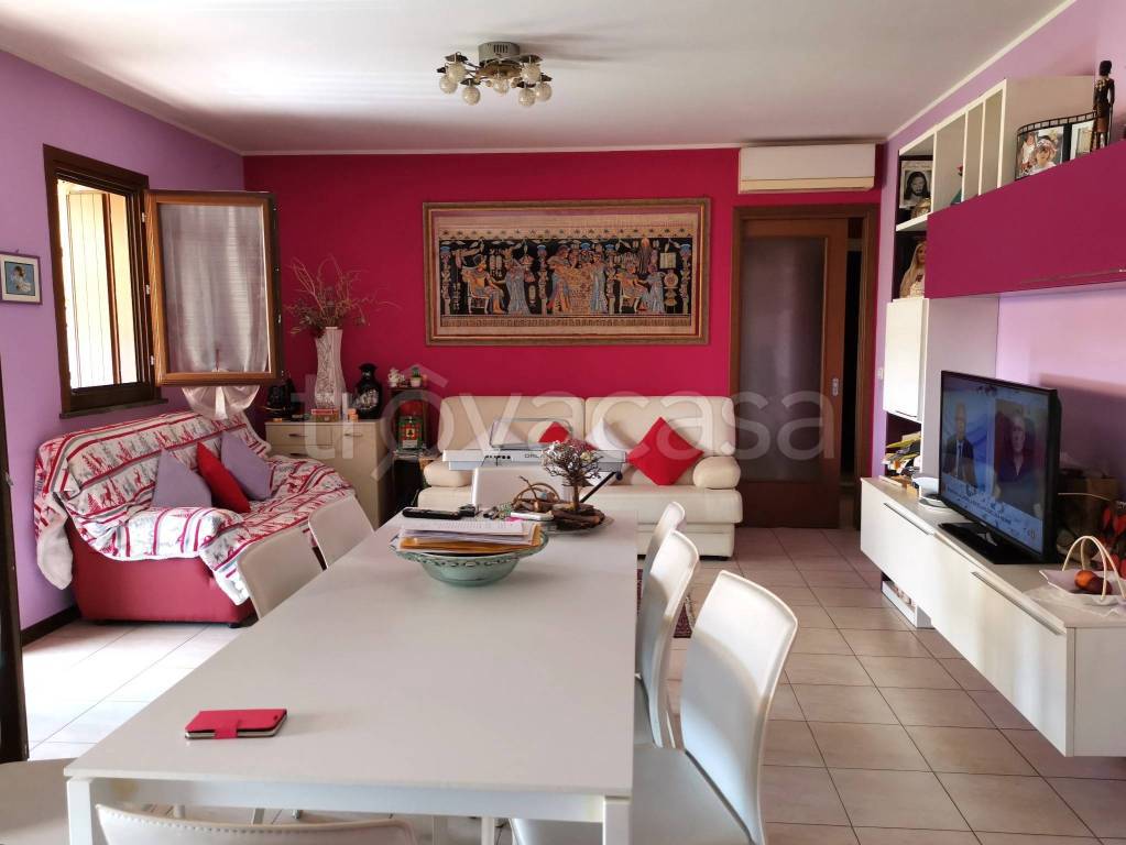 Appartamento in vendita a Remanzacco via Caterina Percoto