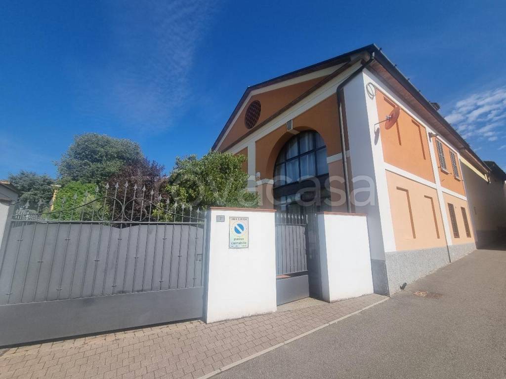 Villa in vendita a Cremona via Diritta, 7/a