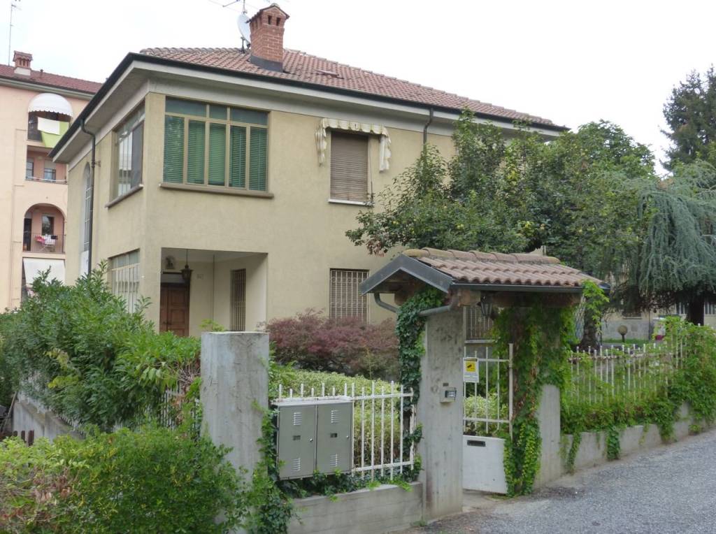 Villa Bifamiliare in vendita a Fossano via Argentera