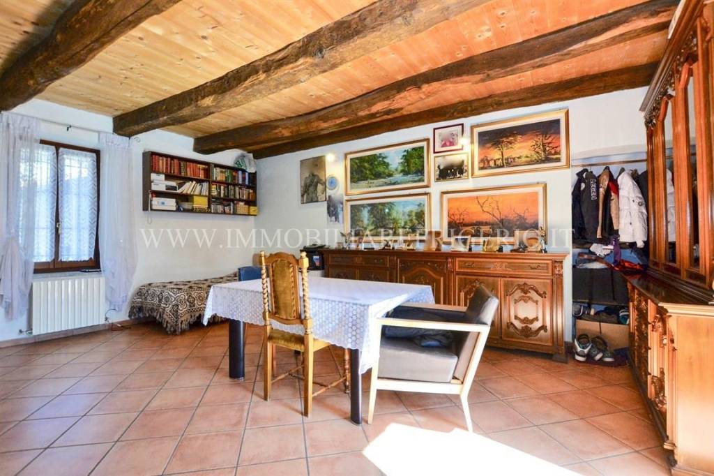 Appartamento in vendita a Valgreghentino frazione Taiello