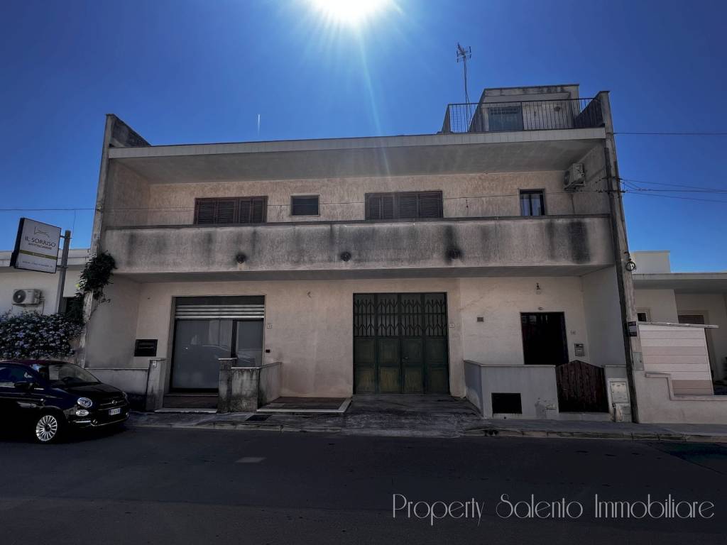 Appartamento in vendita a Ugento via Napoli, 26