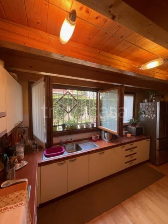 Appartamento in vendita a Bollate via Dante Alighieri, 47