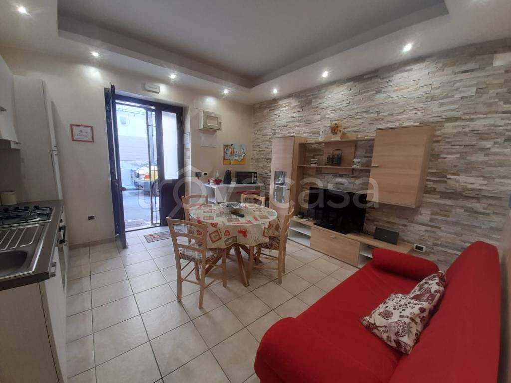 Casa Indipendente in vendita a Siracusa via Sant'Agnese, 1