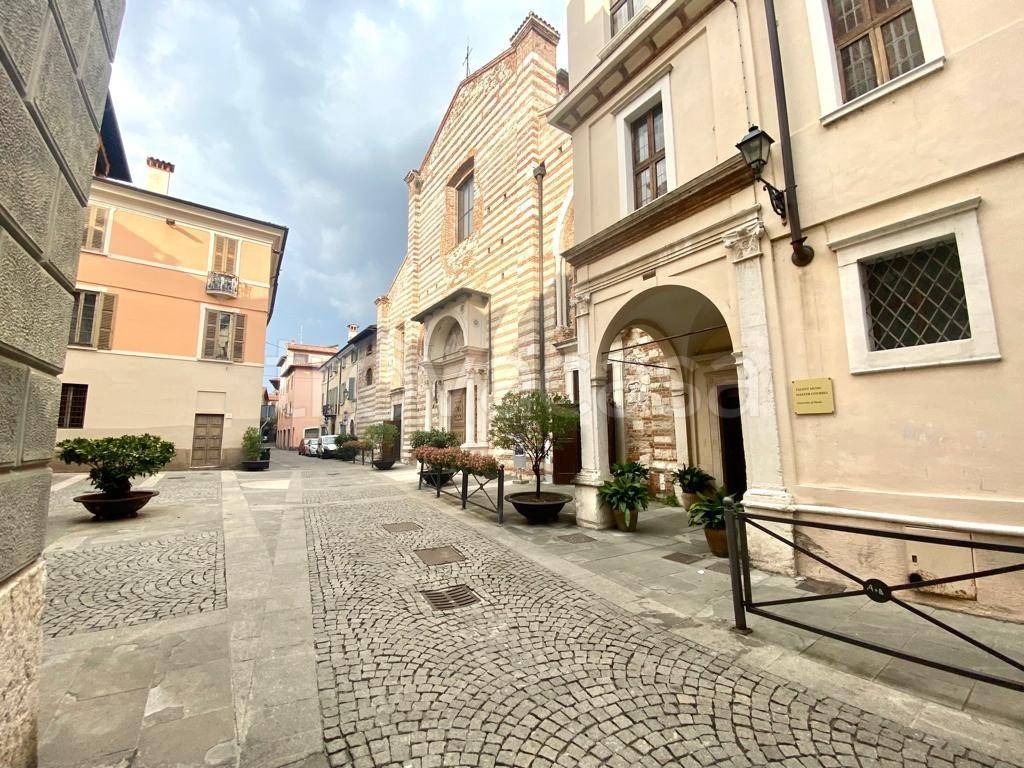Appartamento in vendita a Brescia contrada San Giovanni, 5