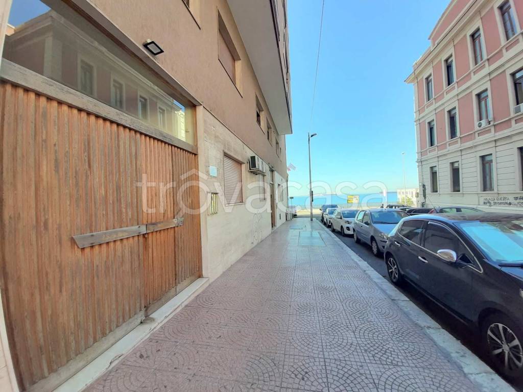 Appartamento in vendita a Taranto via Francesco Crispi, 105