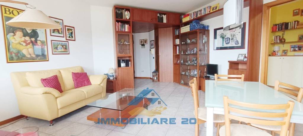 Appartamento in vendita a Teramo via Pilotti, 4