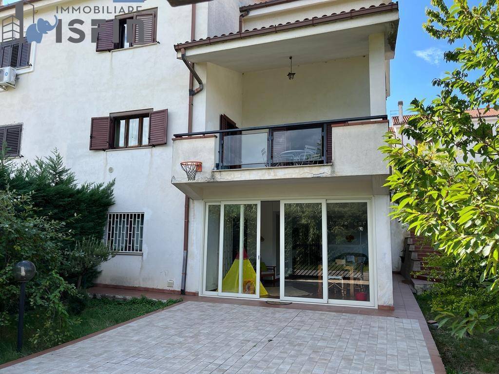 Villa in vendita a Mendicino via San Paolo, 6/35