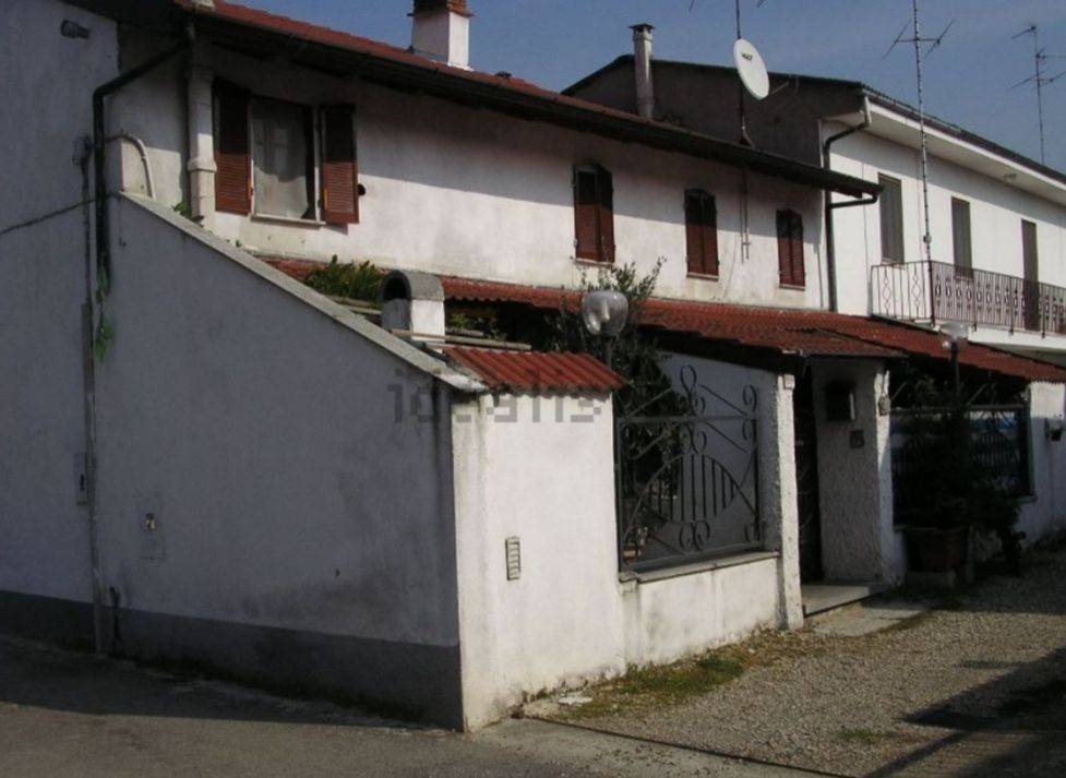 Appartamento in in vendita da privato a Cergnago via Giuseppe Garibaldi