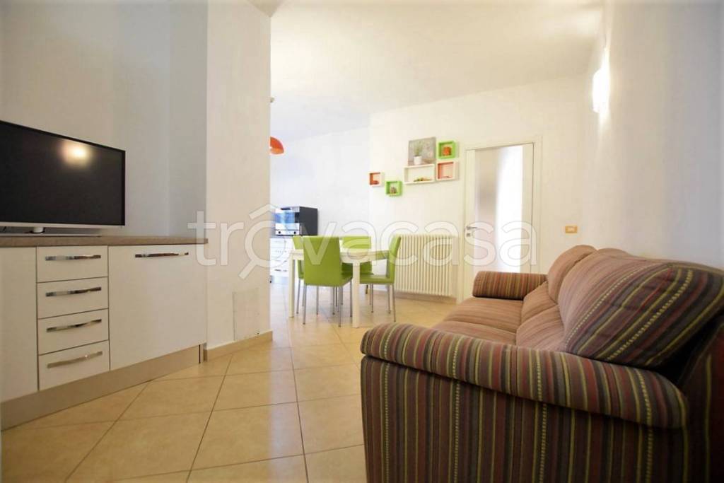 Appartamento in vendita a Nuoro via Antonio Ballero, 77