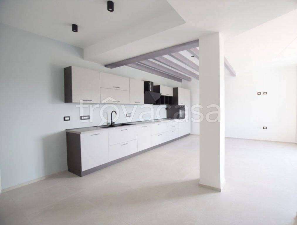 Appartamento in vendita a Nuoro cedrino, 52