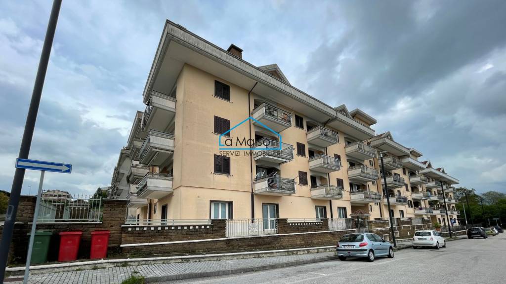 Appartamento in vendita ad Avellino contrada San Tommaso, 301