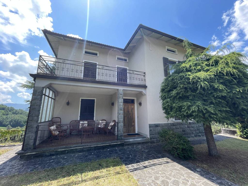 Villa in vendita a Bardi località Vischeto di Qua