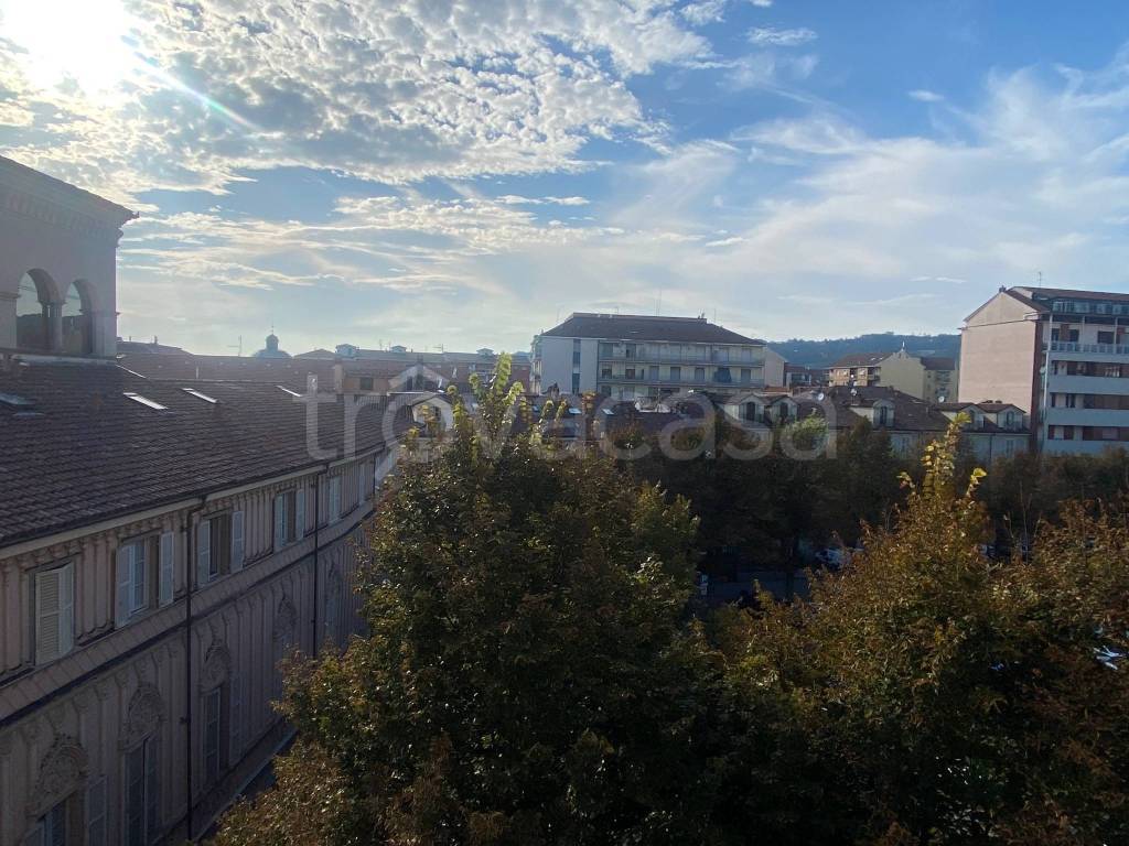 Appartamento in in vendita da privato ad Acqui Terme piazza Orto San Pietro