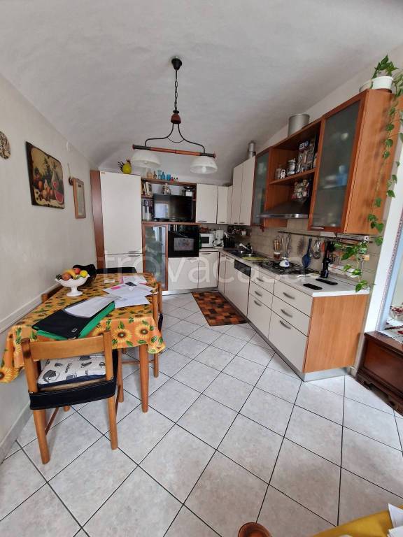 Appartamento in vendita a Biella via Belletti Bona, 10